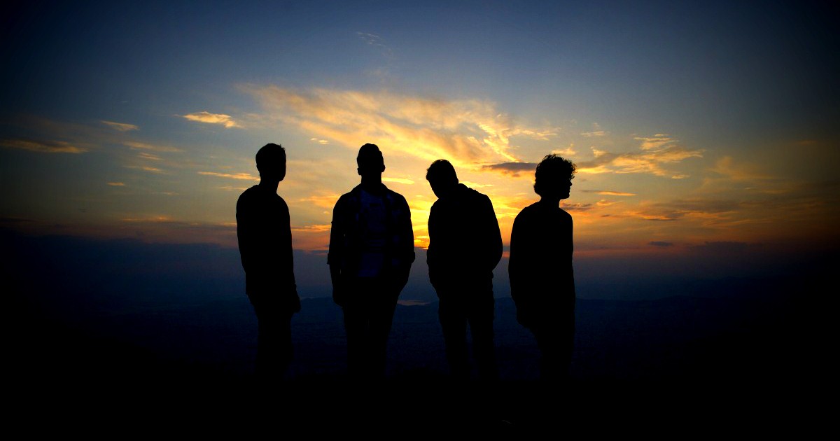 Οι Zebra Tracks είναι μια ομάδα φίλων που παίζουν μουσική, γιατί αυτό ...